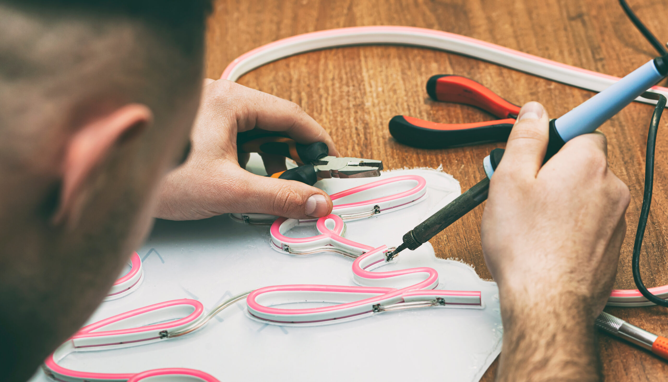 Woodstock, GA - Discussing the Commercial Custom Sign Installation ...